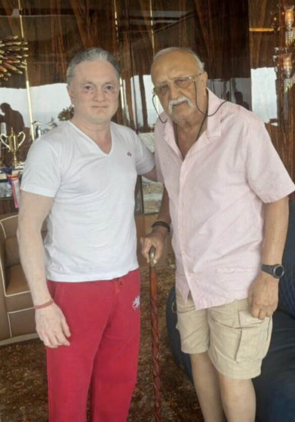 Raymond Case Study: Charting the Growth of an Apparel Industry Leader ...